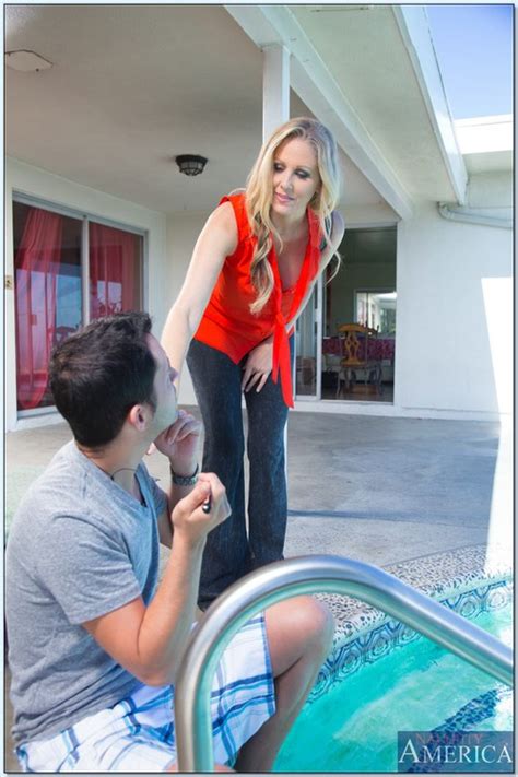 Gorgeous Lady Teasing In Bikini By The Pool Photos Julia Ann Milf Fox