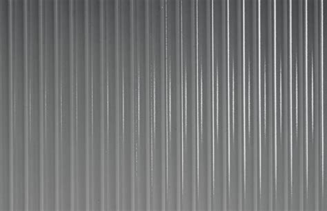 Glossy Lacquered Wavy Glass