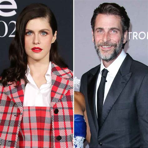 Alexandra Daddario Is Engaged To Boyfriend Andrew Form Us Weekly