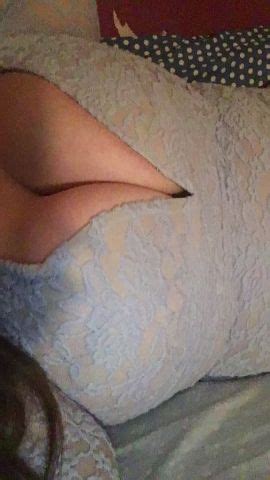 More Of My Girlfriend S Hot Cleavage Scrolller