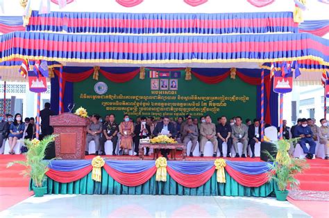 អភិបាលខេត្តកណ្ដាល អញ្ជើញចូលរួមក្នុងពិធីសម្ពោធដាក់ឱ្យដំណើរការមជ្ឈមណ្ឌលជាតិព្យាបាល