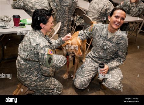 Sgt 1st Class Meredith Kiser Left And Spc Natalia Storr Both With