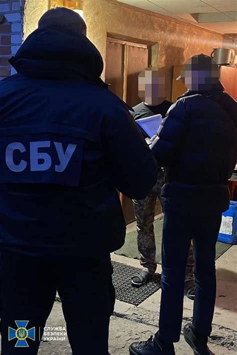 Двох депутатів Бібрської міськради затримали на хабарі 15 тис доларів від підприємця