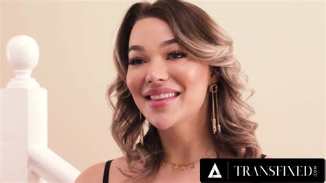 Transfixed Stacked Trans Swinger Brittney Kade Enjoys Getting Railed