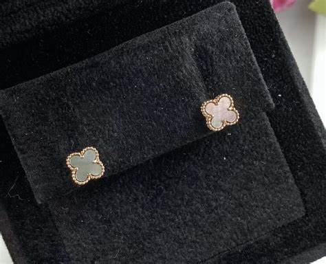 알함브라 스윗 귀걸이 착용샷 실사 이어링