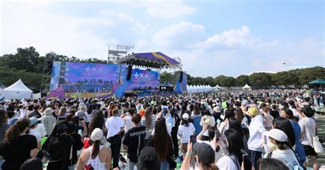 ‘요즘 K 팝 참맛 즐겨 위버스콘 페스티벌 성료현장 2만sns 110만 집결