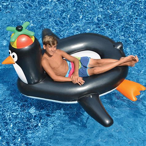 Giant Penguin Pool Float Club Piscine Super Fitness