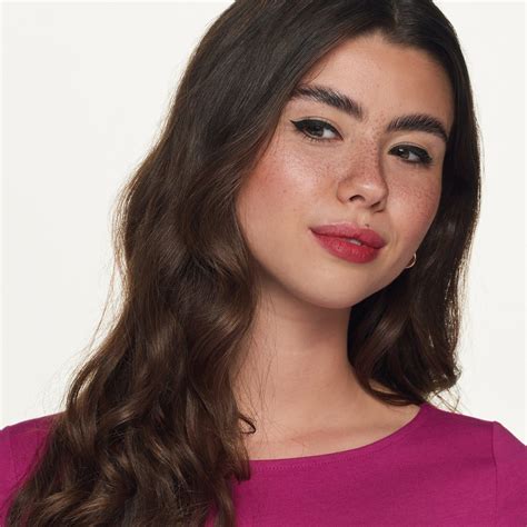 Buy Essence Tinted Kiss Hydrating Lip Tint Ruby Red Online