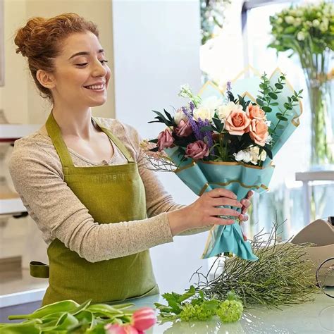 1パック20枚 折り畳まれた花柄の包装紙 防水加工されたピンク 黒 白の色があり の が特徴です。両 Temu Japan