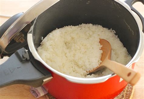 お鍋で簡単、美味しいごはんの炊き方