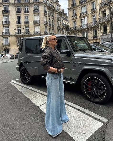 Модні джинси 2025 які моделі будуть в тренді фото Hochu Ua