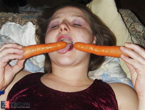 Sono Una Troia 20 Elena ZB Porn Sono Una Troia 20 Elena ZB Porn