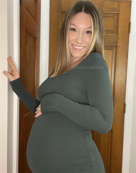 Good Morning Lovelies 🥰 ️ 30f R Selfie