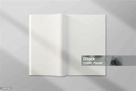 현실적인 빈 빈 A4 A5 전단지 소책자 반접기 브로셔 전단지 책 프레젠테이션 템플릿 디자인 창과 나뭇잎 그림자 오버레이 흰색 배경에 격리 3d 벡터 그림입니다 3차원