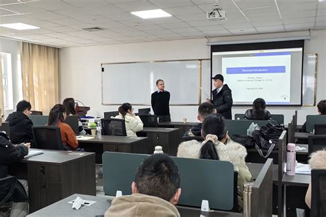 Math Professor Teaches New Book In China Debuzz Sections Depaul University Newsline