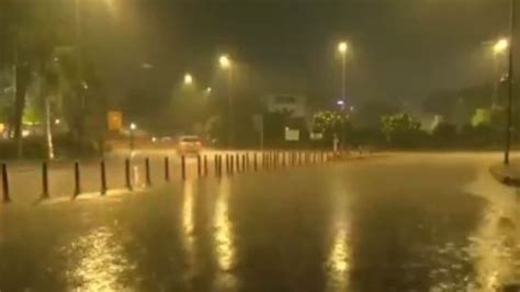 Delhi Ncr Braces For Rain Thunderstorms As Imd Issues Orange Alert
