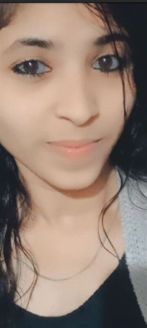 This Was The Girl In My Previous Post Find Her Social Media Id 1345215 ›