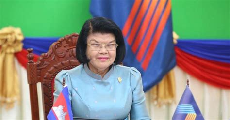 លោក ហ៊ុន សែន ប្រកាស ថា អ្នកស្រី ឃួន សុដារី ជា ប្រធាន រដ្ឋសភា ថ្មី ក្នុង ពេល សង្ស័យ ថា មាន ការ