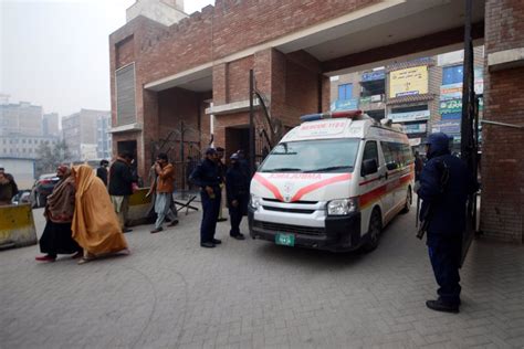 Pakistán Al Menos Siete Muertos En Un Ataque De Hombres Armados