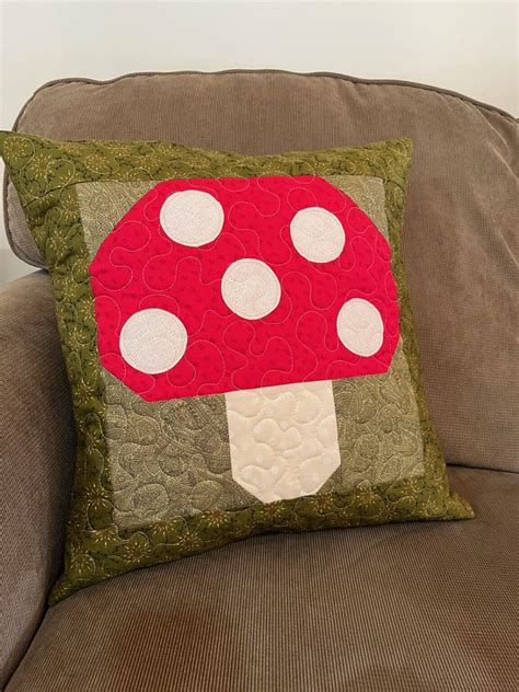 Trippy Mushroom Throw Pillow Lakegirlquilts