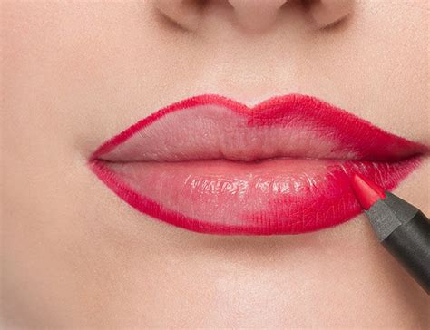 How To Make Lips Appear Bigger With Lipstick Lipstutorial Org