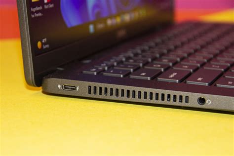 Dell Latitude 7330 Review Business Laptops Are Too Expensive The Verge