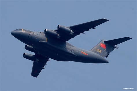 “胖妞”，超高清震撼大图来了！展翅翱翔，砺剑空天，运 20用实际行动，俘获”了无数人的“芳心”图片，一组运 20超高清震撼大图，快快收藏zzxxo