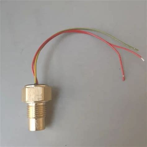 220 V Copper Temperature Switch Sensor Accuracy 99 Sensor Range 0