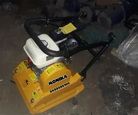 Engine Motor Engine Or Motor Vibratory Plate Compactor Capacity 3 To