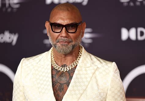 Pedro Pascal Lost 80 Pounds With This Simple Workout Mens Fitness