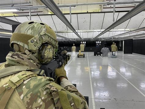 Robotic Targets Polytronic International Ag