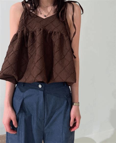 트리 뷔스티에 나시 2c 에이블리