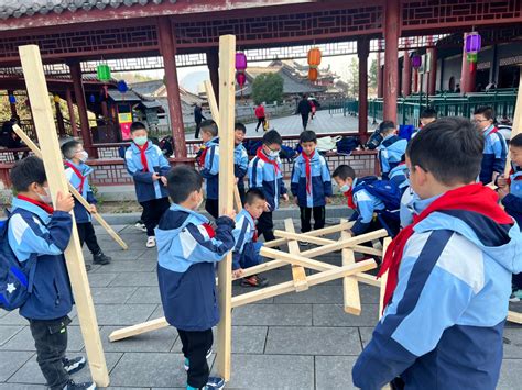 横店小学教育集团横祥校区人间春色芬芳日拾春研学正当时