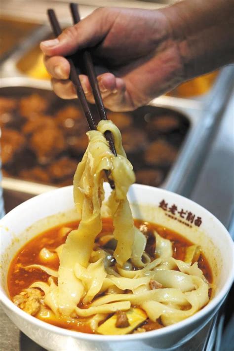 中国日报看山西｜中国功夫，藏在一碗山西刀削面里