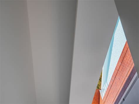 Gallery Of Valley House Volume Architecture Lisbon Studio 16