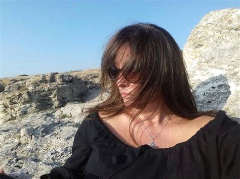 Мария Лалева представя романа си ”Живот в скалите” | Живот, Марио, Романы