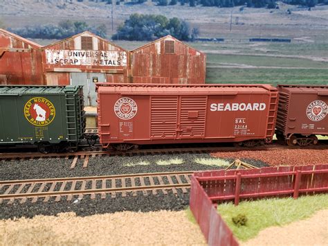 A Couple Of Seaboard Rr Box Cars The Blackwing And Western Branch