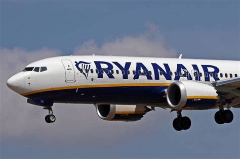 Ryanair Flight To Agadir Circles For An Hour Before Returning To Manchester Due To Technical Issue
