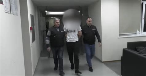 10 წლის ბავშვს დაუკაკუნა ემუქრებოდა კარის გაღებას სთხოვდა შსს მ კაცი დააკავა ტაბულა