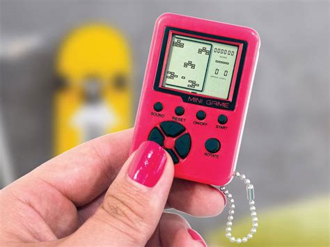 Retro Pocket Arcade - I Love That Gadget