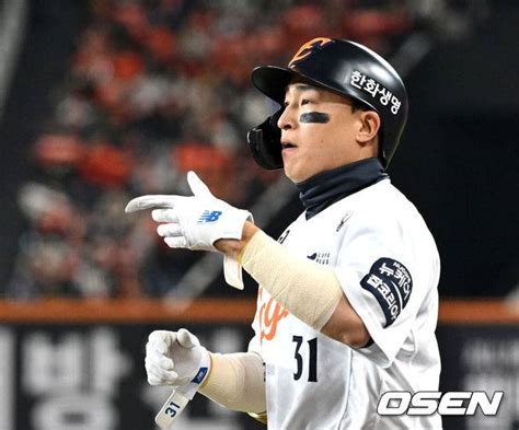 Fa 미아→은퇴 위기 손아섭 1년 전 하주석과 어떻게 닮은 듯 다른가