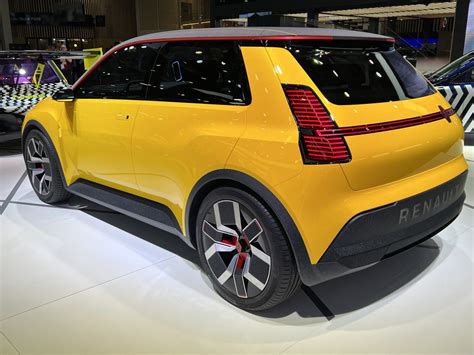 Technical Data Of Vehicle Renault 5 Electric Prototype Automoli