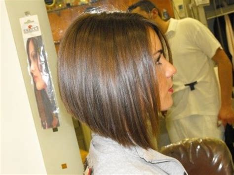 Graduated Bob With Side Fringe Hairstyles Hairstyle Guides