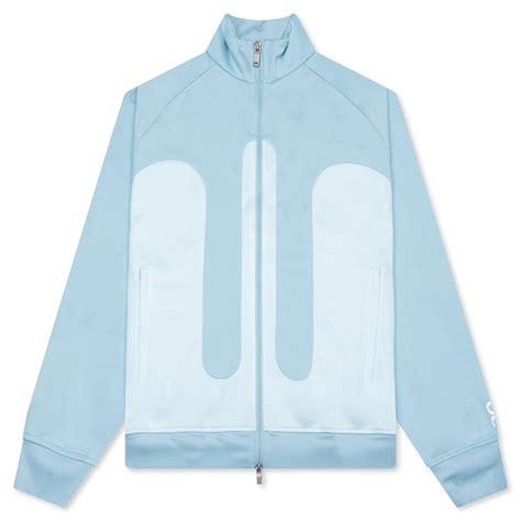 On X Ikon Track Jacket Chambraycascade Feature