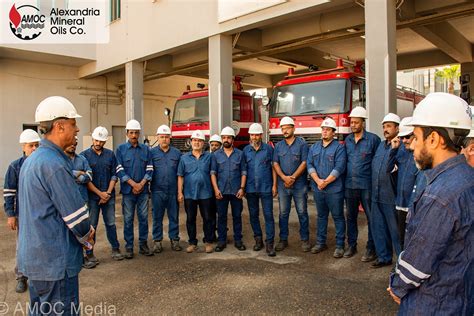 تحت شعار ” السلامة أولاً “ أموك تنظم وقفة السلامة المهنية Petro Mining