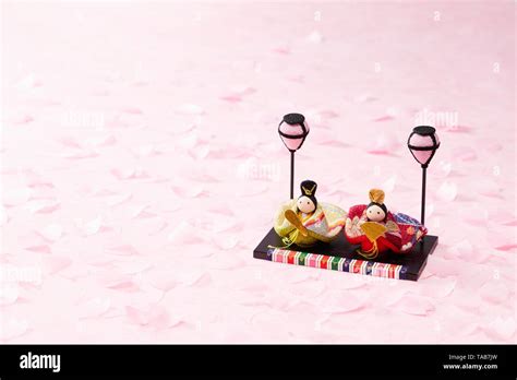 Japanese Hina Dolls Stock Photo Alamy