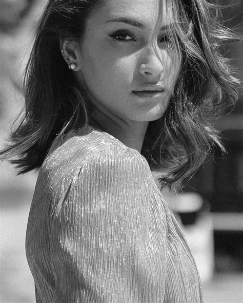 Pin On Black And White Glamour