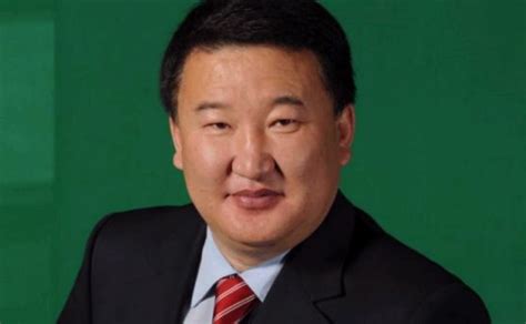 “Ажнай” н Д Бат Эрдэнийн үнэнч туслахыг ороож байсан 110 машины асуудал “өршөөгдсөн” түүх