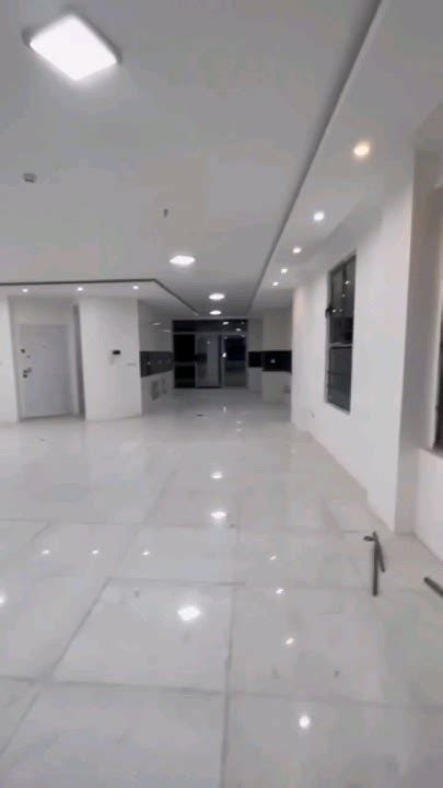 آپارتمان 4 خواب 320 متری با پنت هوس 45 متری ویو عالی لاکچری شیراز