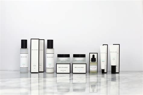 뷰티리퍼블릭 여러분은 쳐진 볼살로 고민하고 있지 않으신가요 나이가 들어감에 따라 피부도 나이를 먹게 되고 자꾸 아래로 아래로 쳐지면서 피부 길이가 늘어난다고